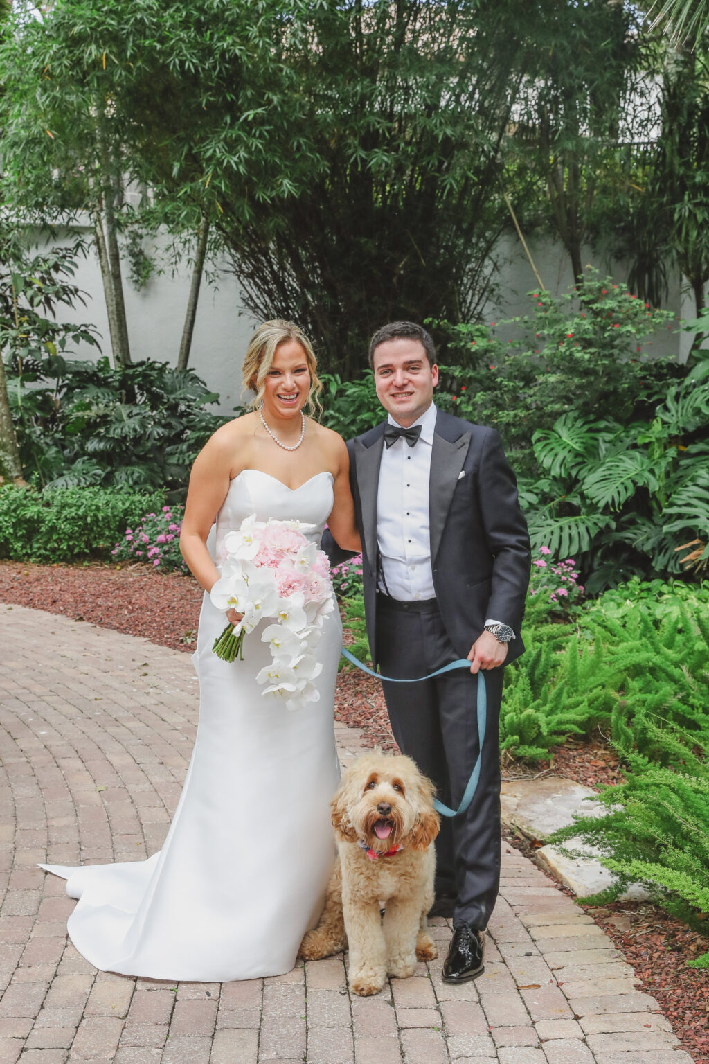 Ideas on How to Include Your Dog in Your Wedding - fureverus.com